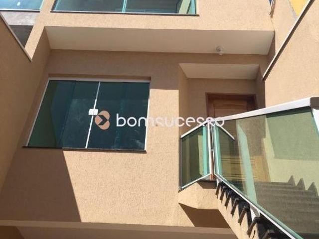 Sobrado com 3 dormitórios à venda, 232 m² por R$ 890.000,00 Vila Esperança São Paulo/SP