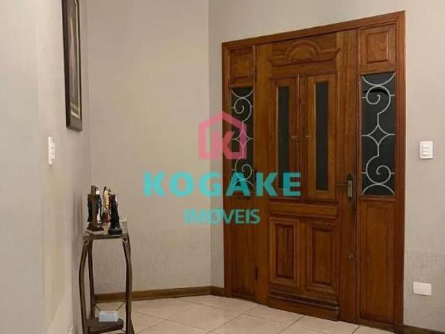 Sobrado com 3 dormitórios à venda, 245 m² por R$ 760.000,00 Vila Industrial São José dos Campos/