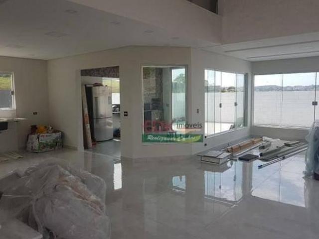 Sobrado com 3 dormitórios à venda, 247 m² por R$ 1.540.000,00 Condomínio Residencial Mantiqueira