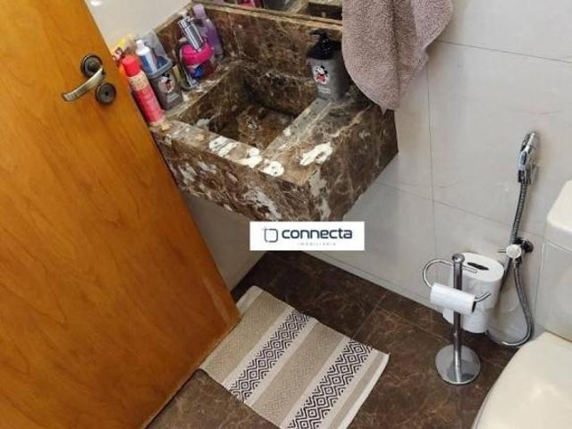 Sobrado com 3 dormitórios à venda, 247 m² por R$ 1.010.000,00 Vila Laís Penha/SP