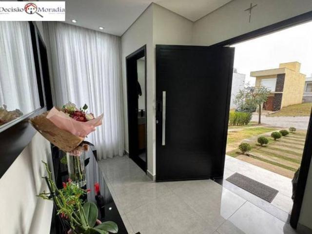Sobrado com 3 dormitórios à venda, 248 m² por R$ 1.950.000 Granja Viana The Square Village Cot