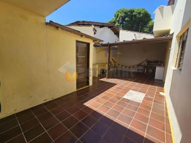 Sobrado com 3 dormitórios à venda, 248 m² por R$ 550.000,00 Caputera Caraguatatuba/SP