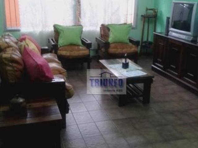 Sobrado com 3 dormitórios à venda, 248 m² por R$ 670.000,00 Vila Linda Santo André/SP