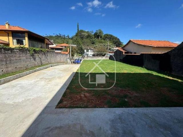 Sobrado com 3 dormitórios à venda, 240 m² por R$ 1.500.000,00 Centro Guararema/SP