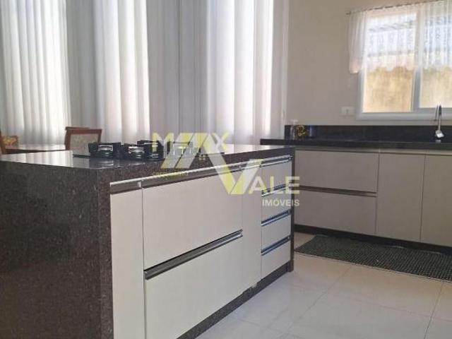 Sobrado com 3 dormitórios à venda, 240 m² por R$ 1.510.000,00 Jardim Califórnia Jacareí/SP