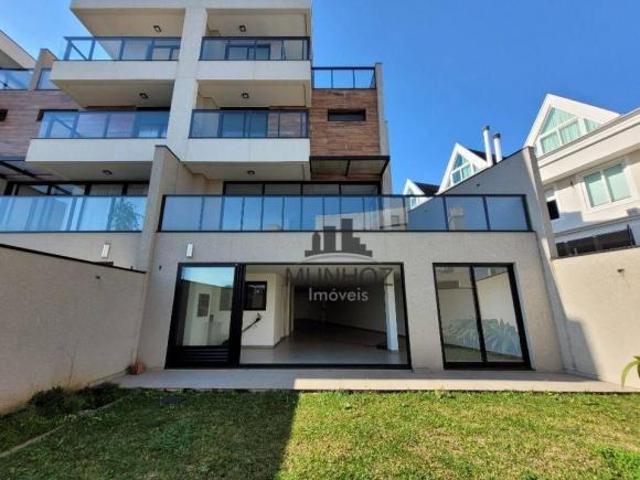 Sobrado com 3 dormitórios à venda, 240 m² por R$ 1.540.000,00 Santo Inácio Curitiba/PR