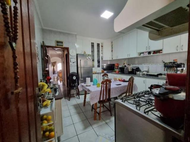 Sobrado com 3 dormitórios à venda, 240 m² por R$ 1.100.000,00 Vila Humaitá Santo André/SP