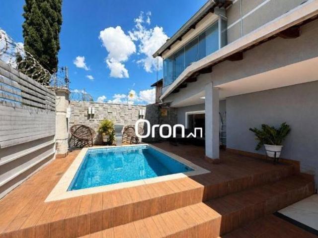 Sobrado com 3 dormitórios à venda, 240 m² por R$ 1.200.000,00 Setor Goiânia 2 Goiânia/GO