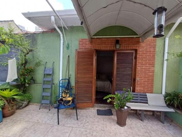 Sobrado com 3 dormitórios à venda, 240 m² por R$ 829.000,00 Chácara Inglesa São Paulo/SP