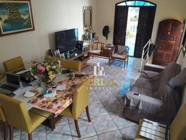 Sobrado com 3 dormitórios à venda, 240 m² por R$ 905.000,00 Santa Maria São Caetano do Sul/SP