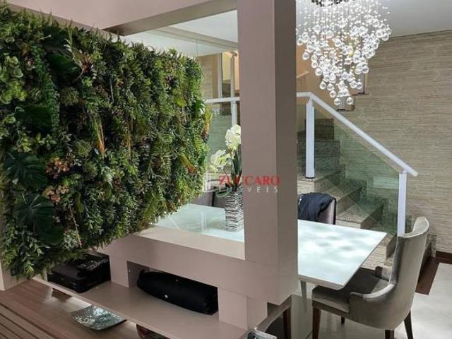 Sobrado com 3 dormitórios à venda, 240 m² por R$ 954.000,00 Vila Marieta São Paulo/SP