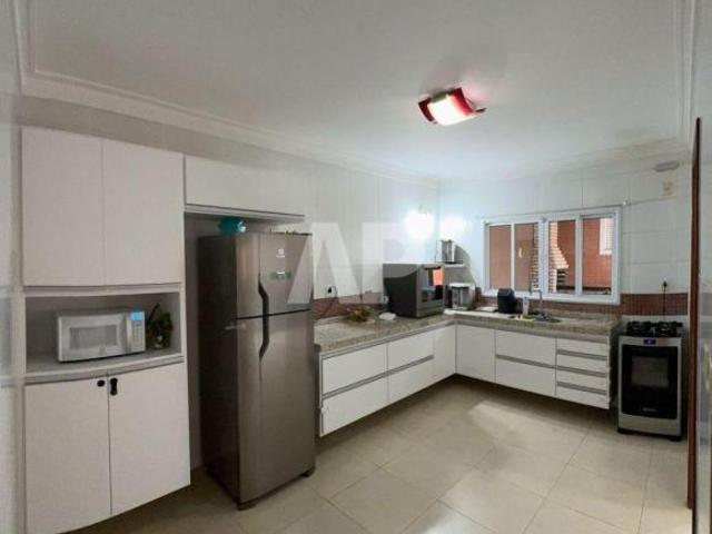 Sobrado com 3 dormitórios à venda, 243 m² por R$ 690.000,00 Parque Residencial Potiguara Itu/SP