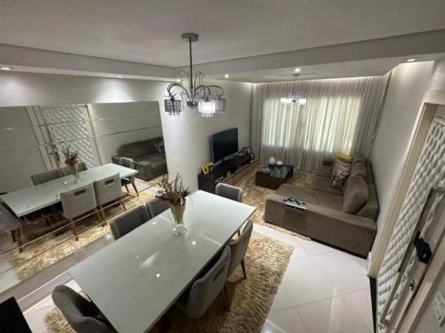 Sobrado com 3 dormitórios à venda, 243 m² por R$ 850.000,00 Jardim Adriana Guarulhos/SP