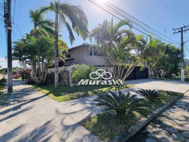 Sobrado com 3 dormitórios à venda, 254 m² por R$ 1.350.000,00 Centro Guaratuba/PR