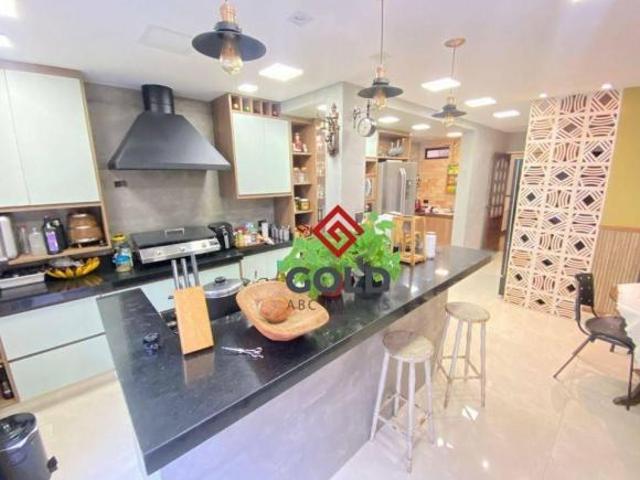 Sobrado com 3 dormitórios à venda, 256 m² por R$ 1.200.000,00 Vila Floresta Santo André/SP