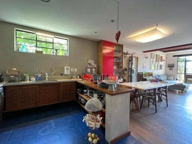 Sobrado com 3 dormitórios à venda, 256 m² por R$ 2.430.000,00 Vila Ipojuca São Paulo/SP