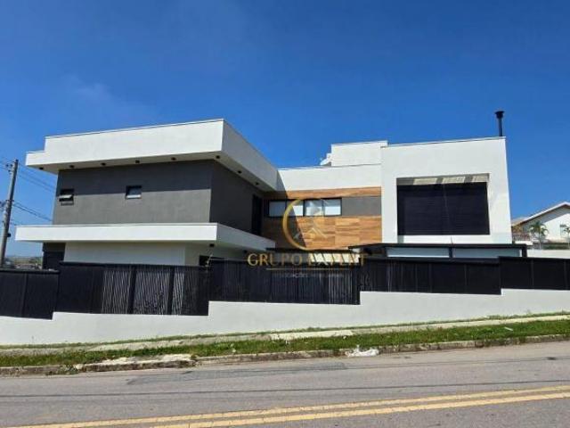 Sobrado com 3 dormitórios à venda, 256 m² por R$ 2.890.000,00 Condomínio Verana São José dos Cam