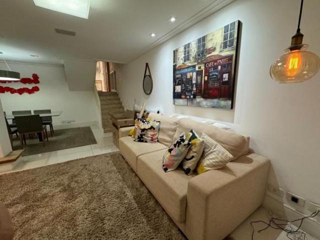 Sobrado com 3 dormitórios à venda, 257 m² por R$ 900.000,00 Vila Alice Santo André/SP