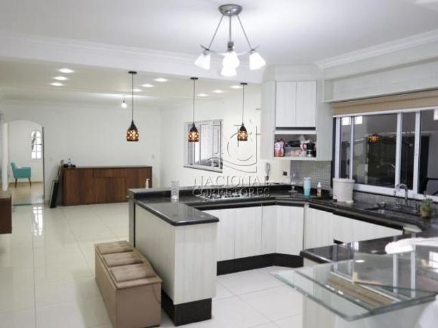 Sobrado com 3 dormitórios à venda, 258 m² Vila Alto de Santo André Santo André/SP