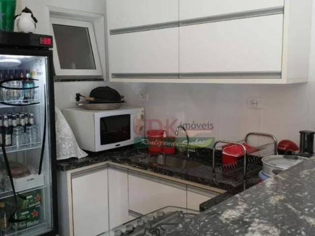 Sobrado com 3 dormitórios à venda, 250 m² por R$ 1.590.000,00 Campos do Conde II Versailles Trem
