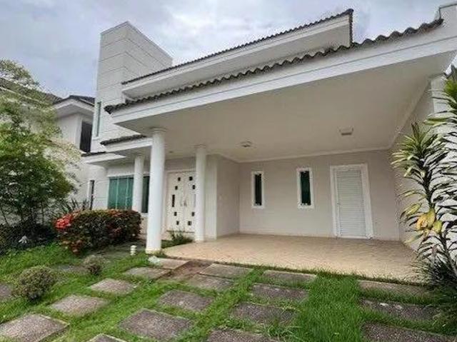 Sobrado com 3 dormitórios à venda, 250 m² por R$ 1.699.000,00 Condomínio Lago