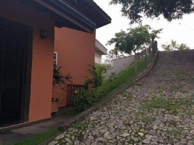 Sobrado com 3 dormitórios à venda, 250 m² por R$ 1.700.000,00 Fazenda Paião Alpes de Guararema