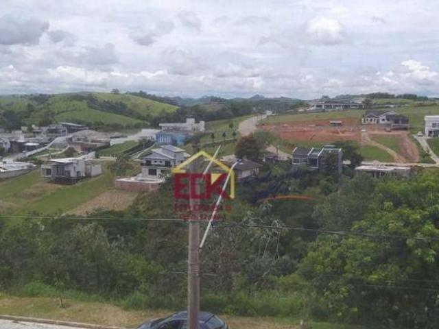 Sobrado com 3 dormitórios à venda, 250 m² por R$ 1.040.000,00 Condomínio Parque Vale dos Lagos J