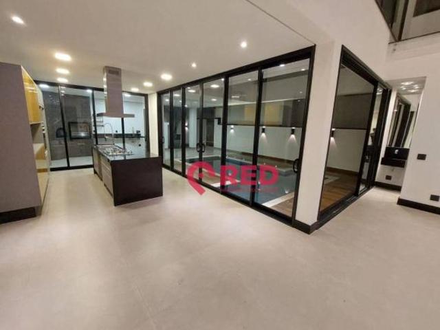 Sobrado com 3 dormitórios à venda, 250 m² por R$ 2.200.000,00 Residencial Chácara Ondina Sorocab