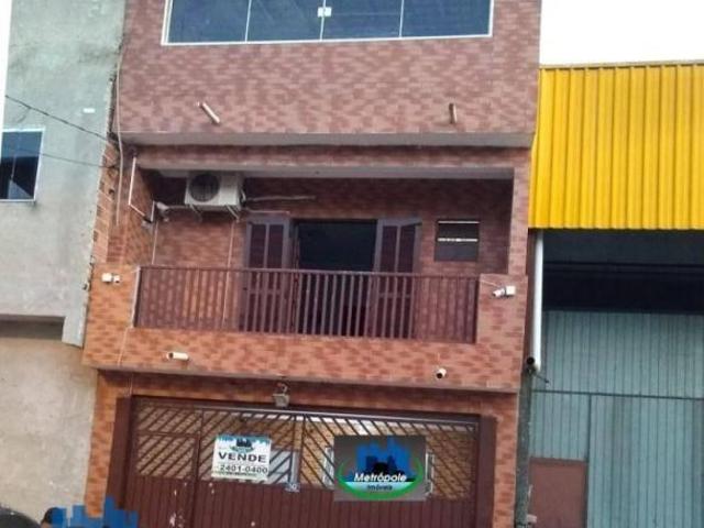Sobrado com 3 dormitórios à venda, 250 m² por R$ 450.000,00 Jardim Planalto Guarulhos/SP