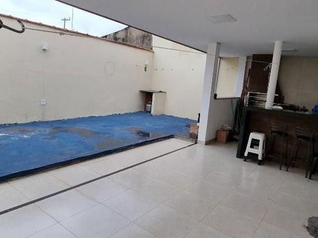 Sobrado com 3 dormitórios à venda, 250 m² por R$ 630.000,00 Prolongamento Vila Santa Cruz Franca
