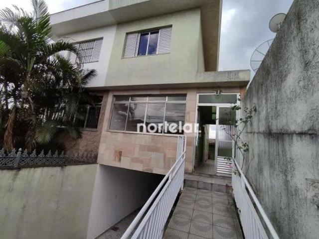 Sobrado com 3 dormitórios à venda, 250 m² por R$ 845.000,00 Vila Miriam São Paulo/SP