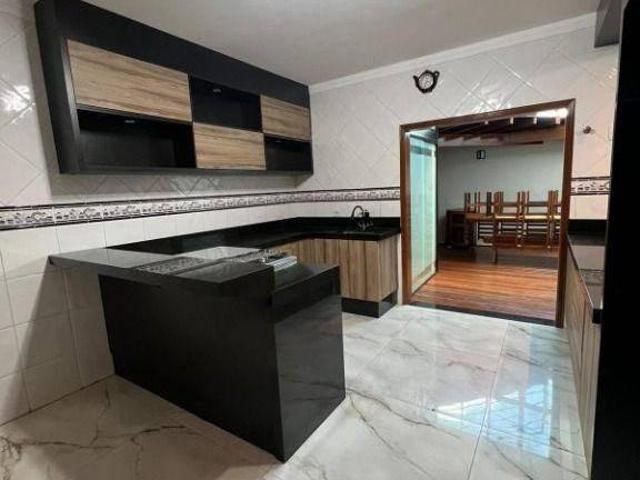 Sobrado com 3 dormitórios à venda, 250 m² por R$ 890.000,00 Parque Flamengo Guarulhos/SP