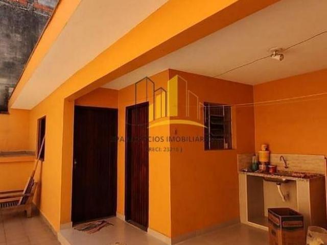 Sobrado com 3 dormitórios à venda, 250 m² por R$ 950.000 Vila Nhocune São Paulo/SP