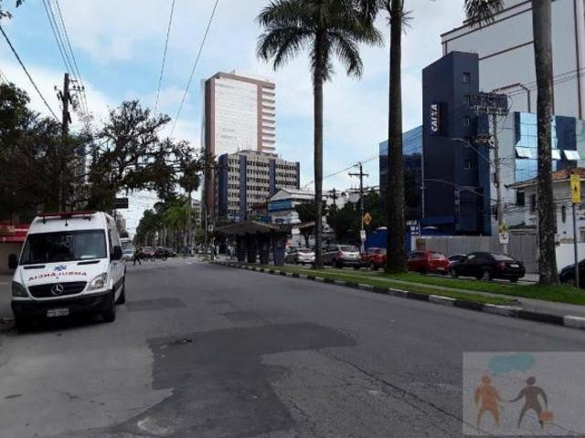 Sobrado com 3 dormitórios à venda, 251 m² por R$ 2.800.000,00 Campo Grande Santos/SP