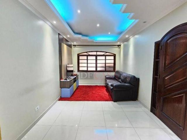 Sobrado com 3 dormitórios à venda, 252 m² por R$ 900.000,00 Itaquera São Paulo/SP