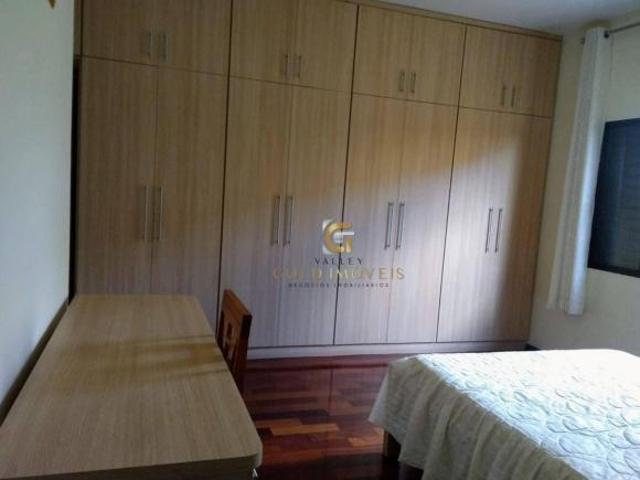 Sobrado com 3 dormitórios à venda, 253 m² por R$ 680.000,00 Vera Cruz Caçapava/SP