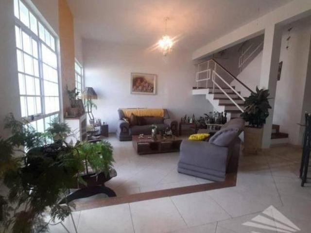 Sobrado com 3 dormitórios à venda, 253,35m² Condomínio Jardim de Alah Taubaté/SP
