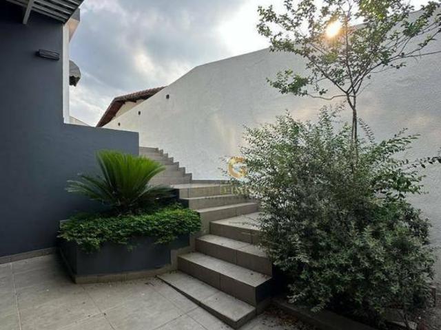 Sobrado com 3 dormitórios à venda, 264 m² por R$ 710.000,00 Jardim Terras de São João Jacareí/SP