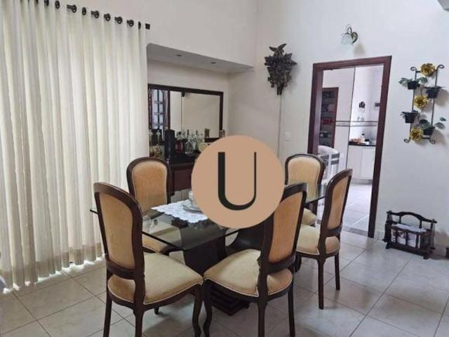 Sobrado com 3 dormitórios à venda, 265 m² por R$ 1.399.000,00 Parque dos Pássaros São Bernardo d
