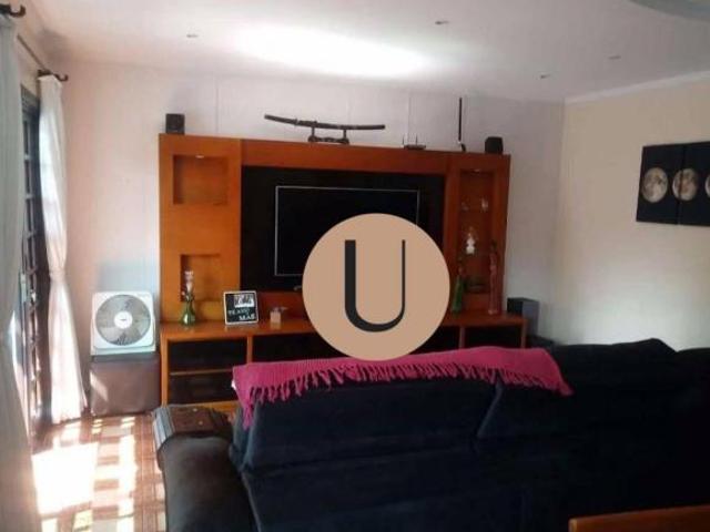 Sobrado com 3 dormitórios à venda, 266 m² por R$ 910.000,00 Jordanópolis São Bernardo do Campo/S