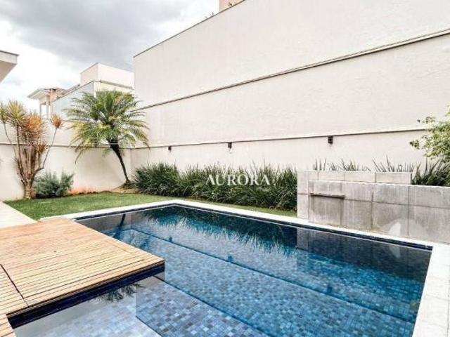 Sobrado com 3 dormitórios à venda, 268 m² por R$ 2.600.000,00 Condomínio Royal Forest Londrina/P
