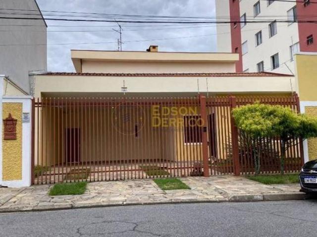 Sobrado com 3 dormitórios à venda, 262 m² por R$ 1.100.000,00 Vila Bourghese Pindamonhangaba/SP