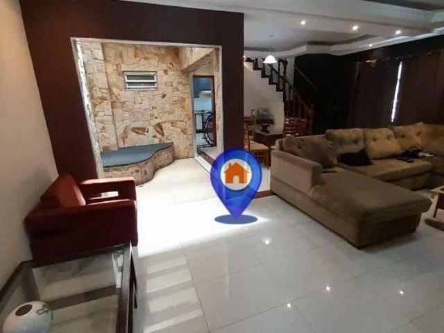 Sobrado com 3 dormitórios à venda, 262 m² por R$ 910.000,00 Vila Aparecida São Paulo/SP