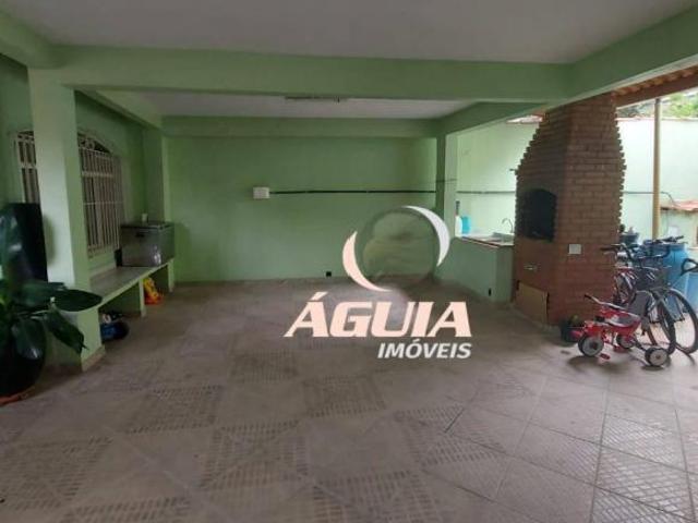 Sobrado com 3 dormitórios à venda, 263 m² por R$ 691.500,00 Vila Tibiriçá Santo André/SP