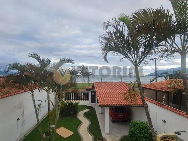 Sobrado com 3 dormitórios à venda, 279 m² por R$ 1.200.000 Porto Novo Caraguatatuba/SP