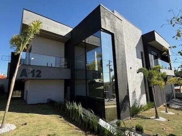 Sobrado com 3 dormitórios à venda, 270 m2 por R$2.200.000,00 Condomínio Campos