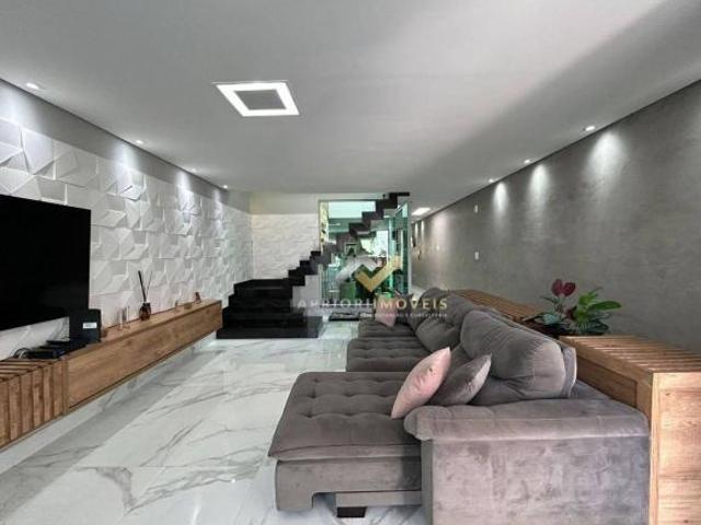 Sobrado com 3 dormitórios à venda, 270 m² por R$ 1.270.000,00 Jardim Santo Antônio de Pádua Sant