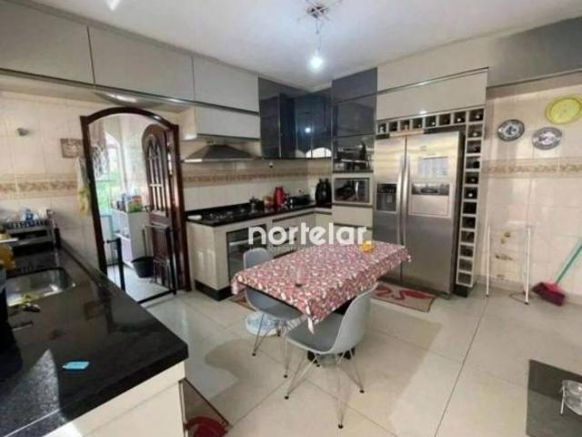 Sobrado com 3 dormitórios à venda, 270 m² por R$ 1.298.000,00 Jardim Regina São Paulo/SP