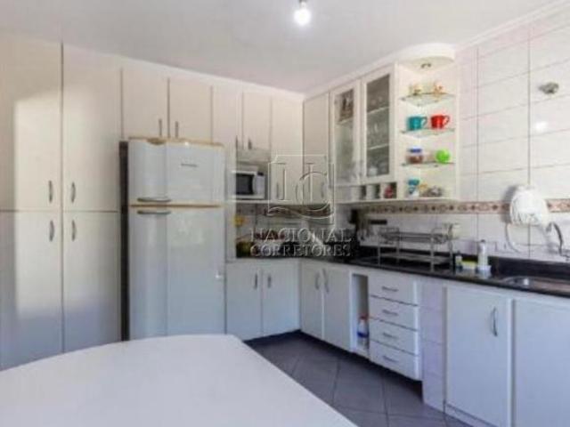 Sobrado com 3 dormitórios à venda, 270 m² por R$ 650.000,00 Vila Tibiriçá Sa