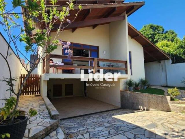 Sobrado com 3 dormitórios à venda, 272 m² por R$ 1.600.000,00 Indaiá Caraguatatuba/SP